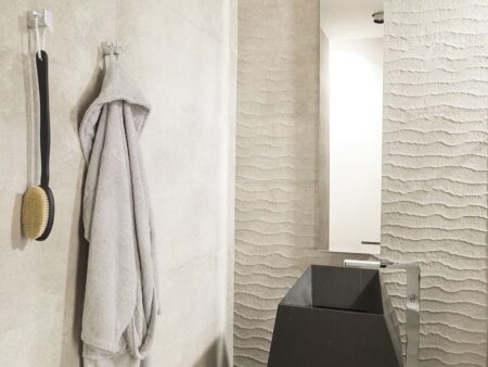 Porcelanosa Contour Beige 33.3x100 cm - Stoketiles