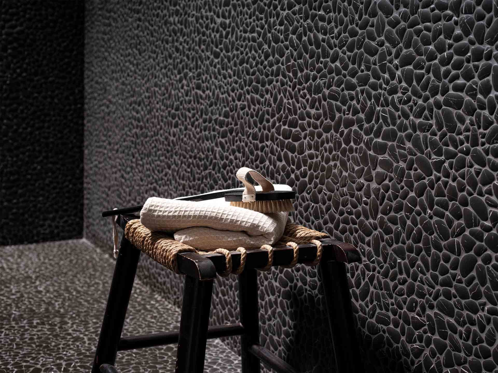 Porcelanosa Boulder Negro Marquina 30.5x30.5x0.6mm - Stoketiles